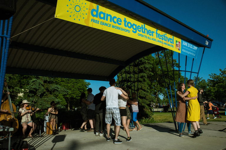 Balfolk (French Folk Dance) with Emilyn Stam and John Williams ...